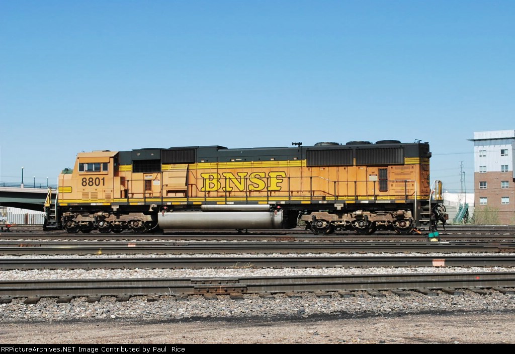 BNSF 8801